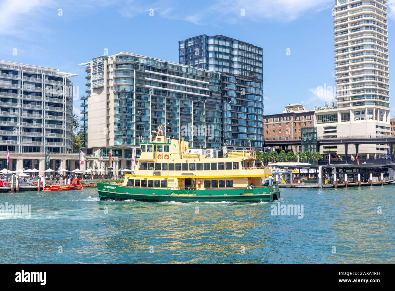 Transport ferries friendship ferry leaving circular quay new sou hi-res stock photography and ...