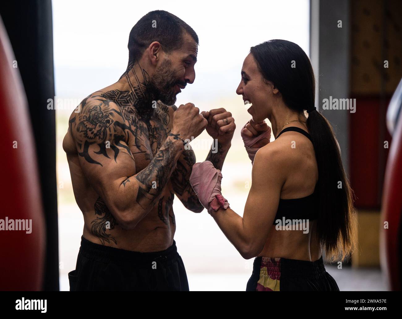 Muai thai hi-res stock photography and images - Alamy