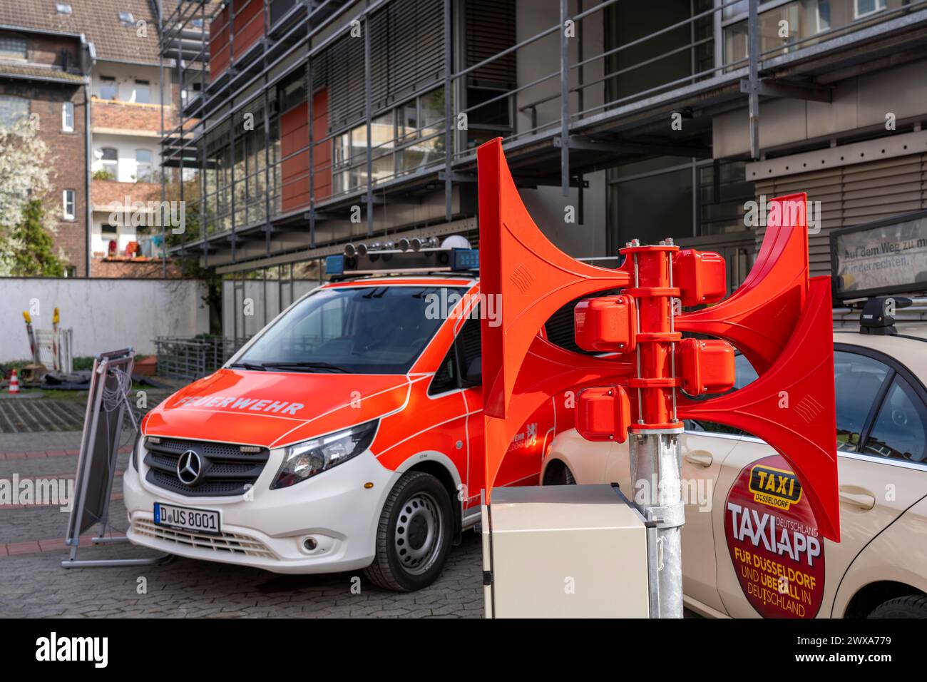 Warning day in NRW, state-wide warning devices such as sirens, warning ...
