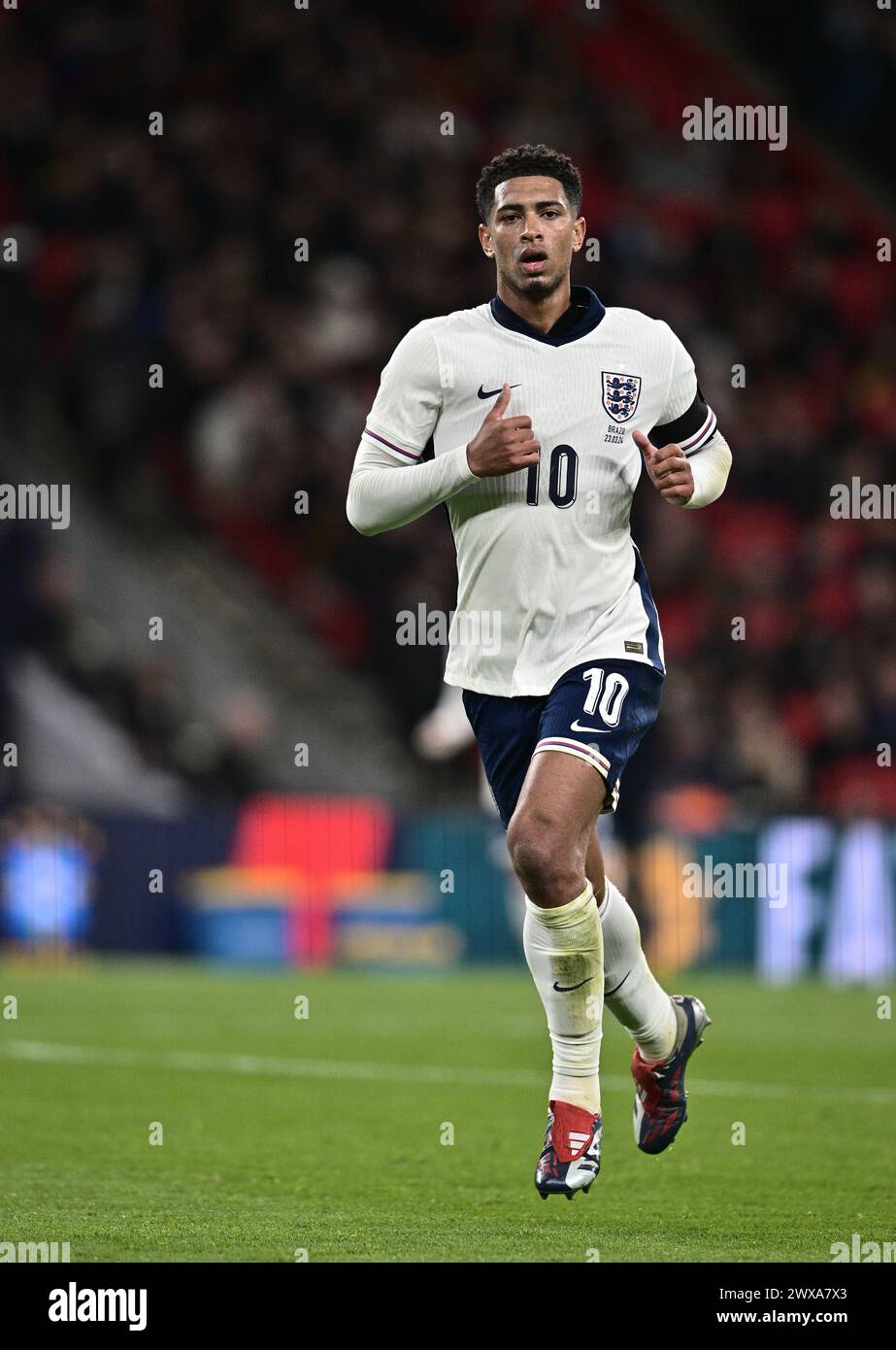 LONDON, ENGLAND - MARCH 23: Jude Bellingham of England in home kit ...
