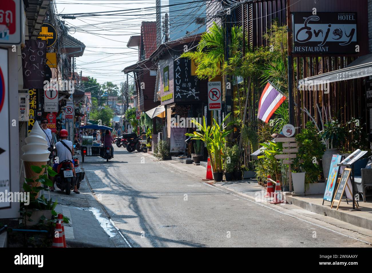 Fisherman’s village walking street hi-res stock photography and images ...