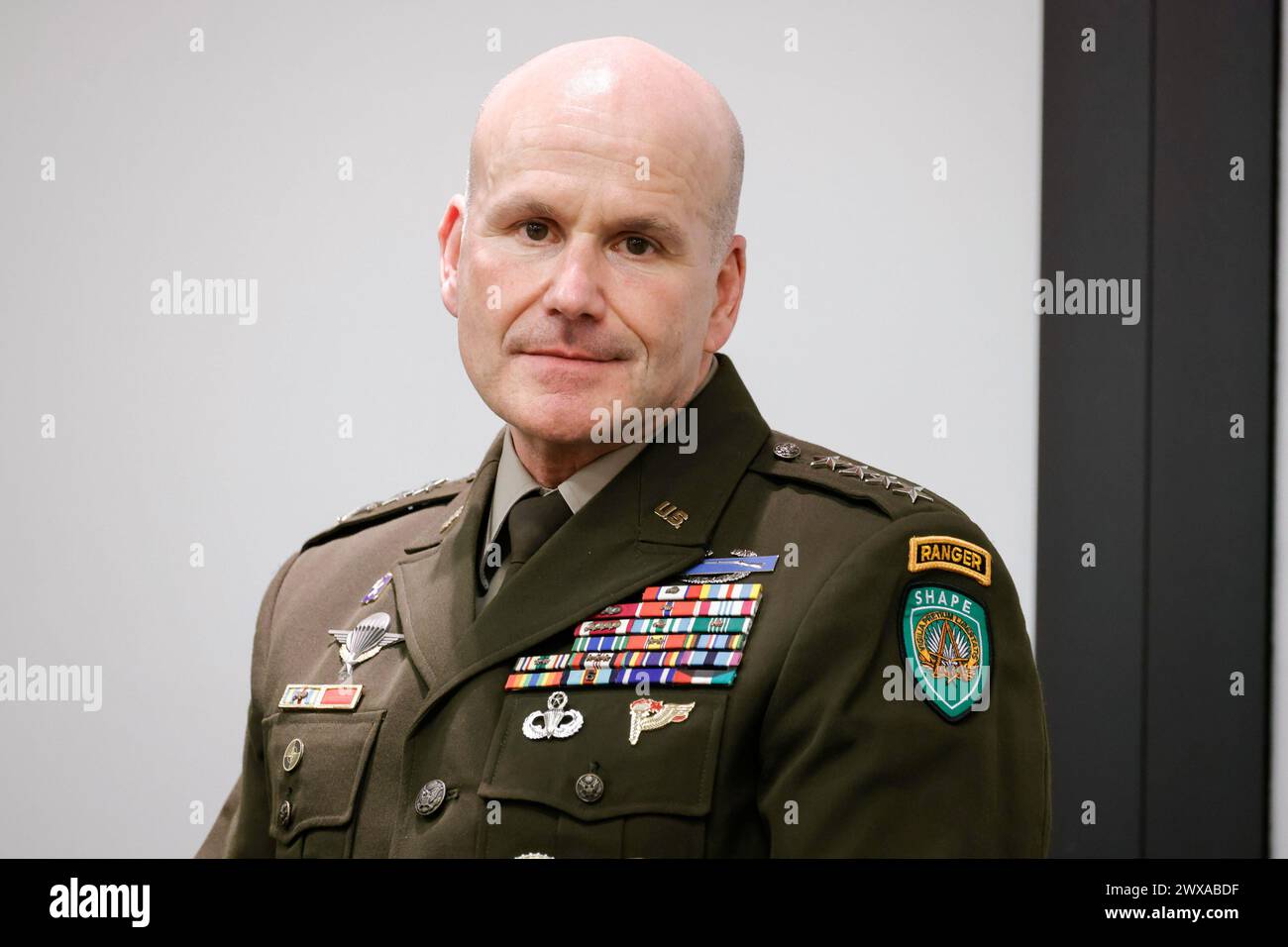 General christopher cavoli hi-res stock photography and images - Alamy