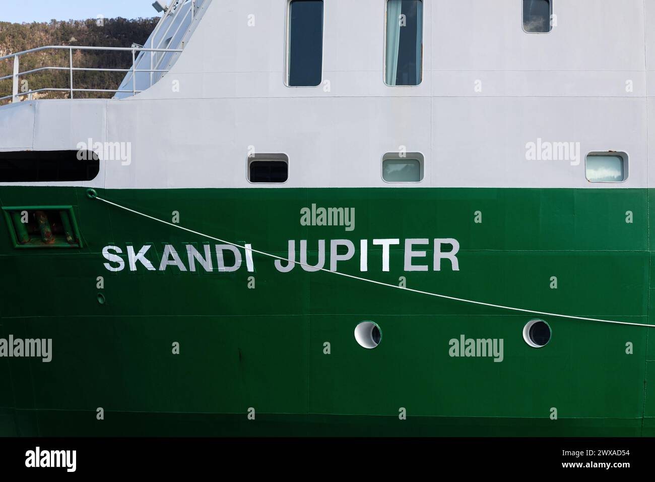 Stern jupiter hi-res stock photography and images - Alamy