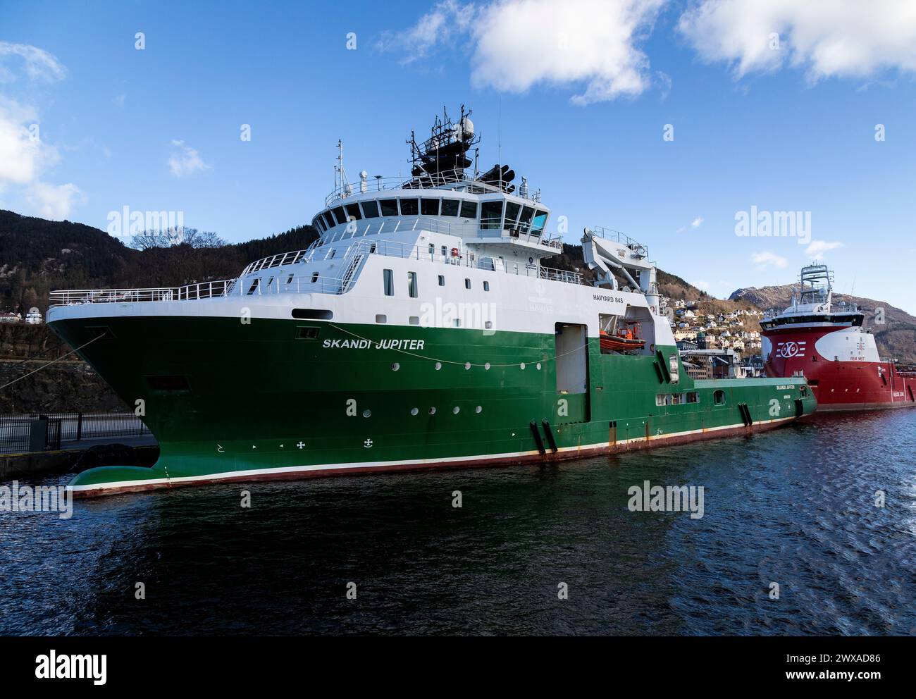 Offshore AHTS anchor handling tug supply vessel Skandi Jupiter (ex ...
