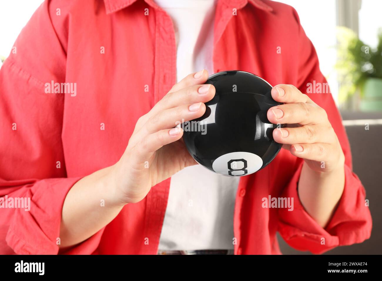 Magic eight ball toy hi-res stock photography and images - Alamy