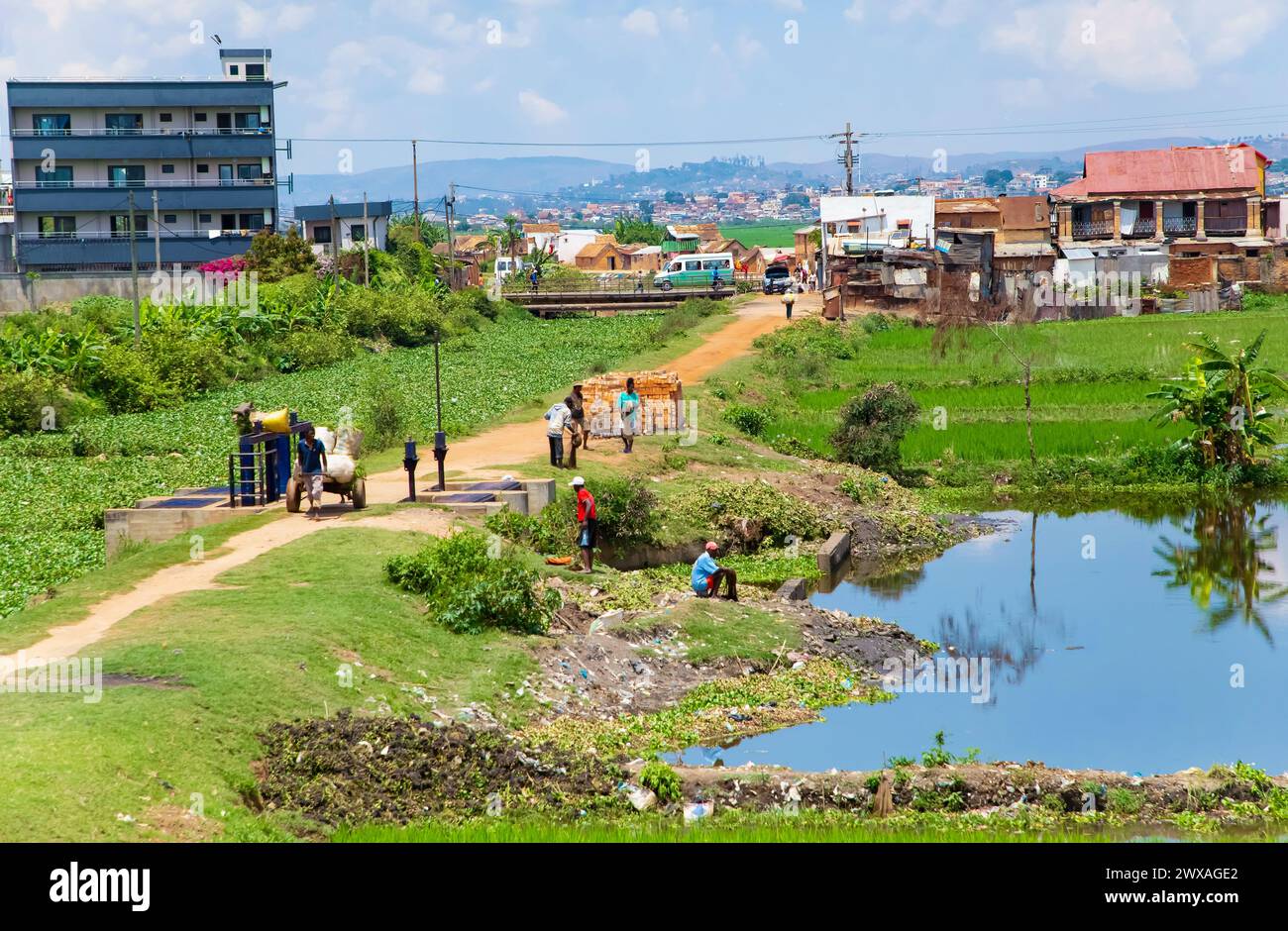 Antananarivo, Madagascar. 25 oktober 2023. street of Antananarivo ...