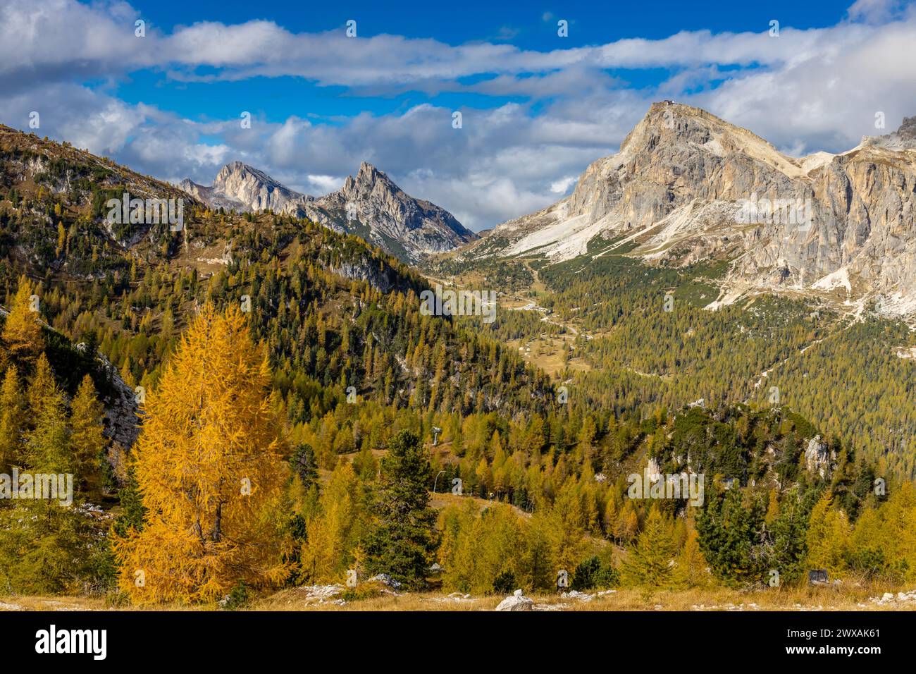 Dolomiti Alps autumn scenic mountain landscape. Italian Dolomites ...