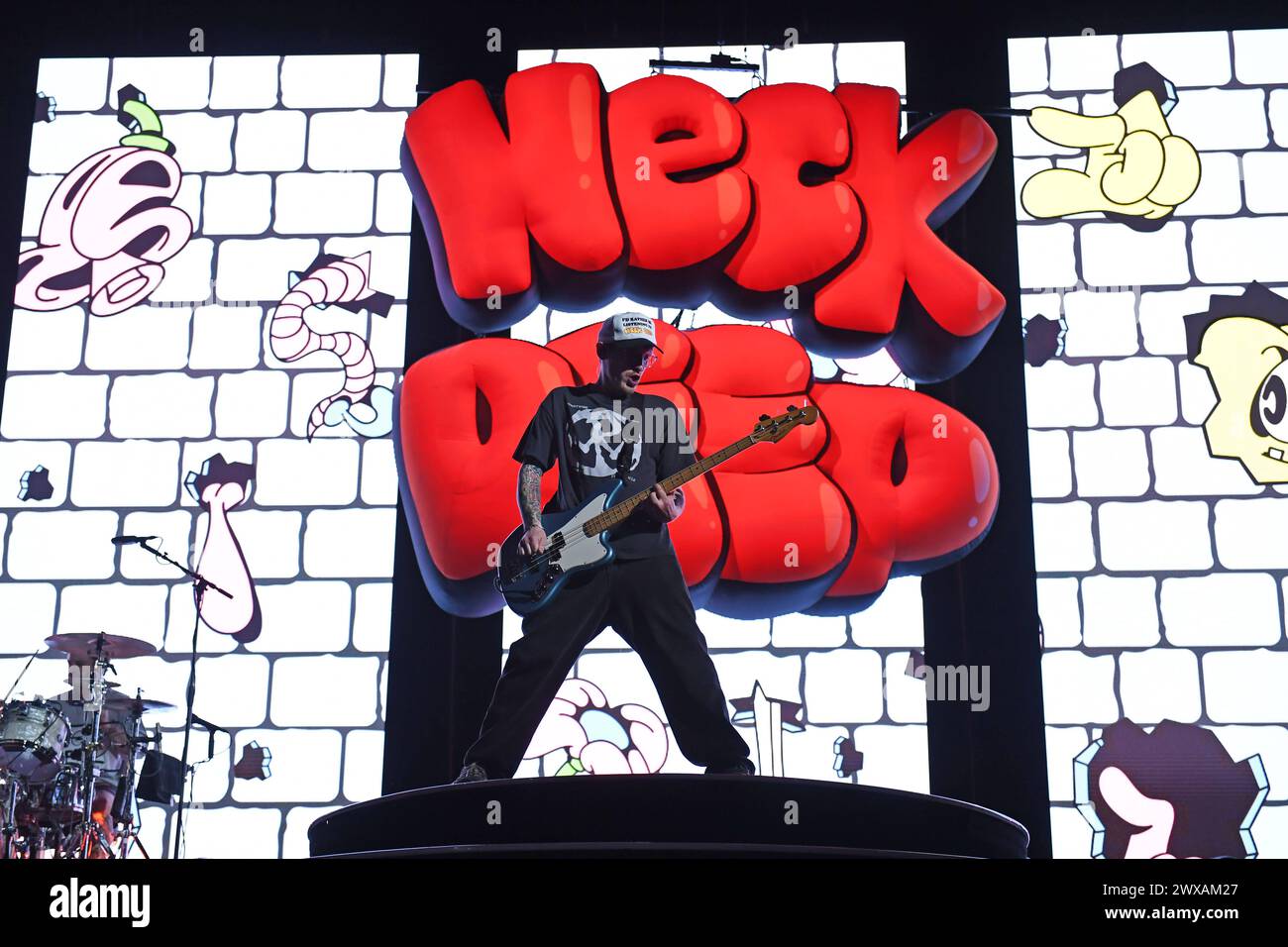 Neck Deep performing at Alexandra Palace LONDON, ENGLAND - MARCH 28 ...