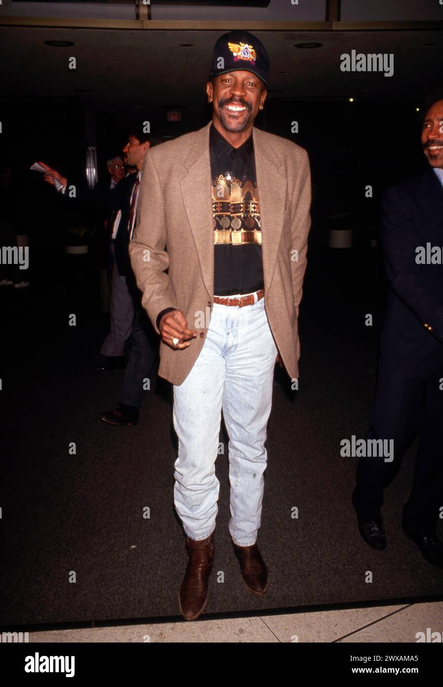 **FILE PHOTO** Louis Gosset Jr. Has Passed Away. Louis Gossett Jr ...