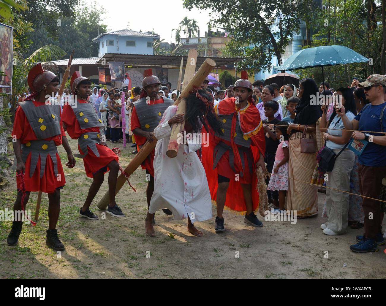 Silguri, West Bengal, INDIA. 29th Mar, 2024. Christians devotees re ...