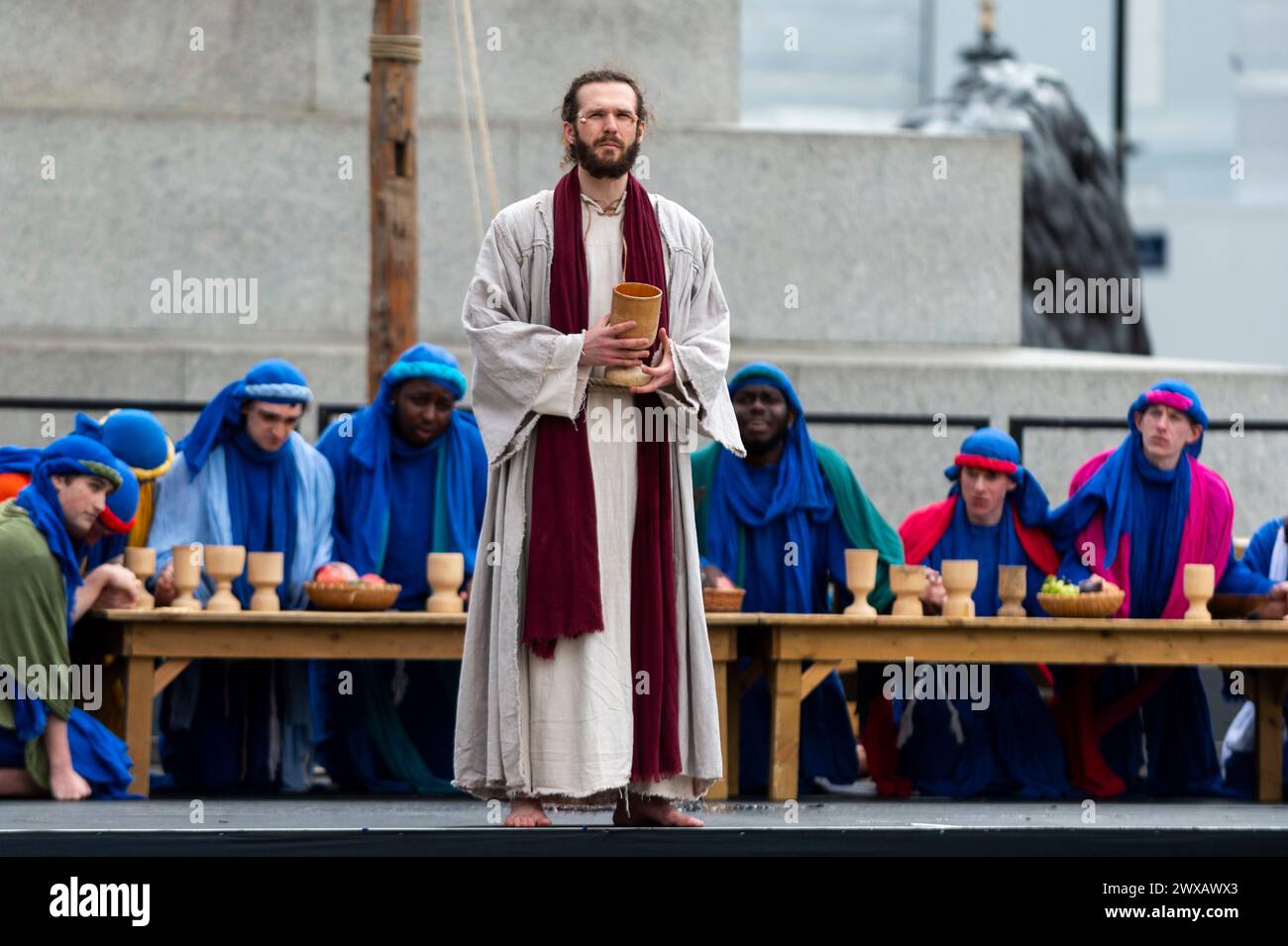 Jesus arrested before his crucifixion hi-res stock photography and ...