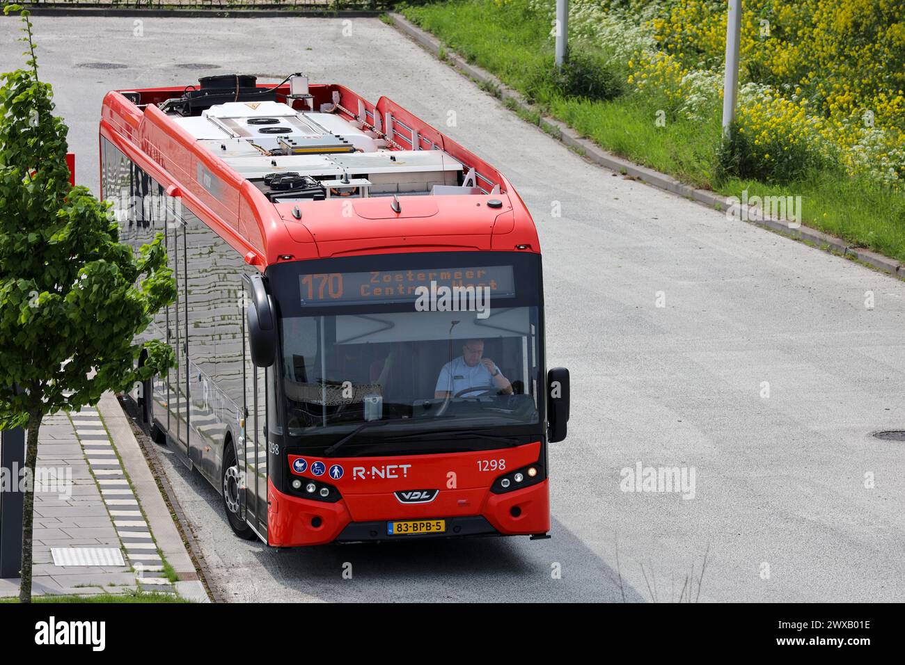 RET's red and black R-net regional buses at Zoetermeer Lansingerland ...