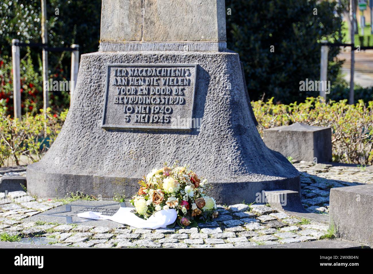 Needle in memory of World War II victims in Nieuwerkerk aan den IJssel ...