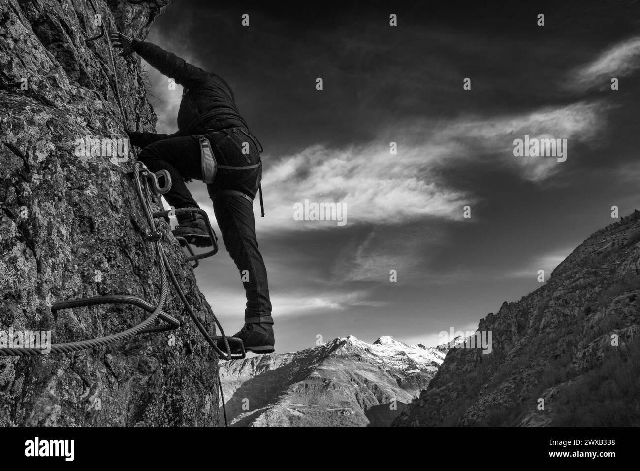 Iron harnesses Black and White Stock Photos & Images - Alamy