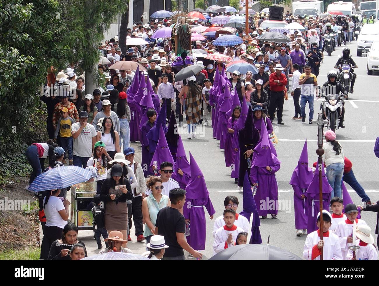 CUENCA-VIACRUSIS-SEMANA SANTA-TURI Cuenca,Ecuador 29 de marzo de 2024 ...
