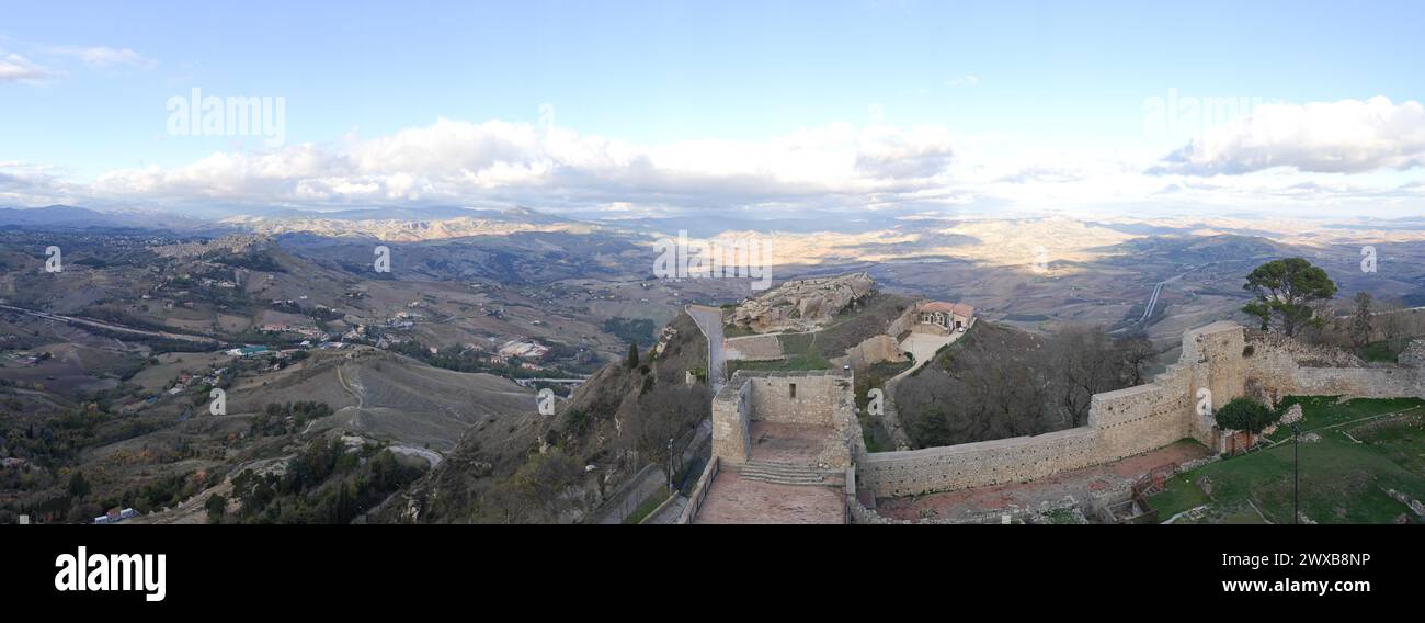 Enna - the highest city in Sicily Stock Photo - Alamy