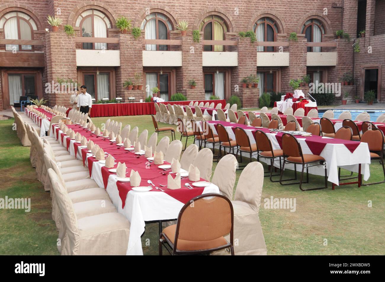 Indian red carpet hi-res stock photography and images - Alamy