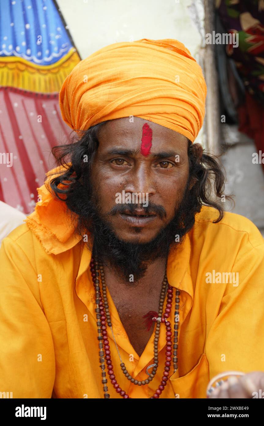 Hinduism orange beard hi-res stock photography and images - Alamy