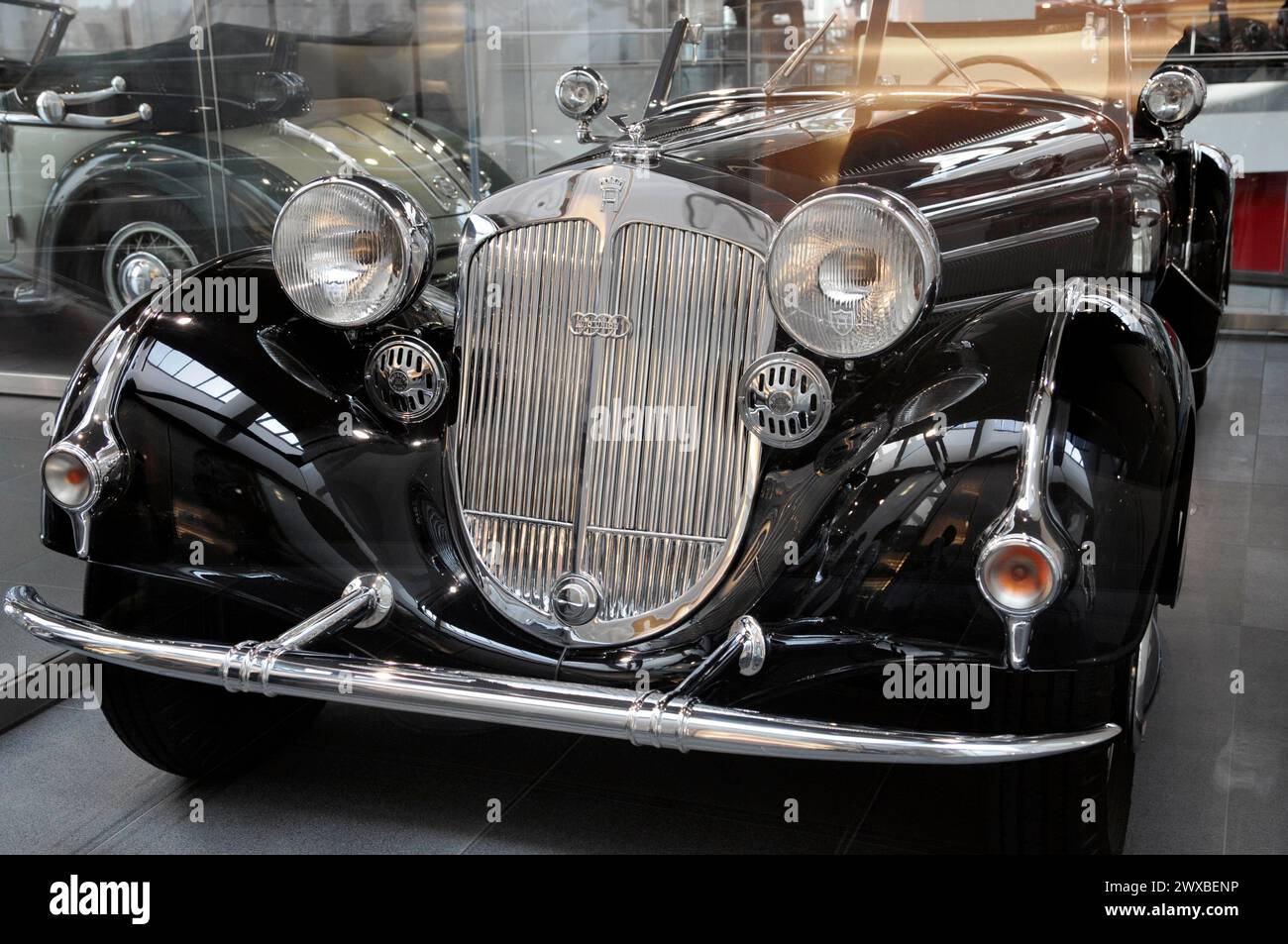 Museum mobile, Audi Museum, Detailed view of a polished car from early ...