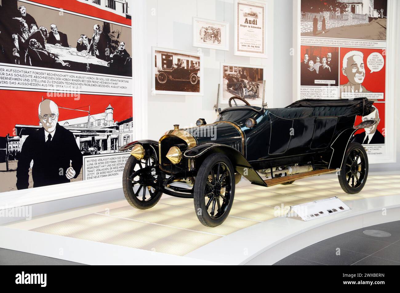 Museum mobile, Audi Museum, Classic vintage car with golden details in ...