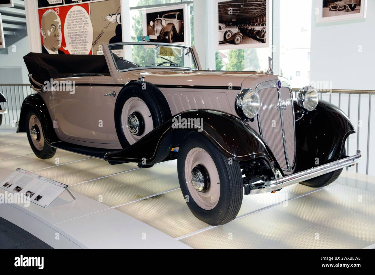 Museum mobile, Audi Museum, A cream-coloured convertible classic car ...