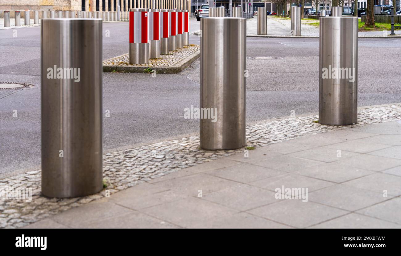 Bollards at the security area, Federal Foreign Office, entrance to the ...