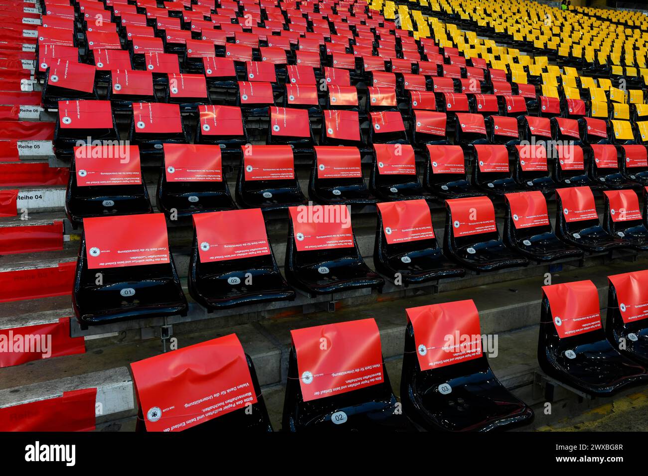 Preparation of a choreography with flags in different colours ...