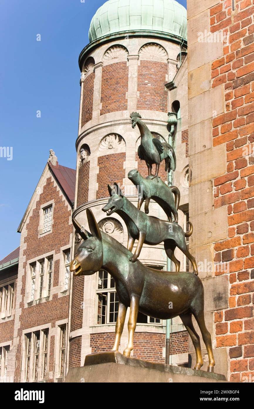 Bremen Town Musicians, bronze statue, artist Gerhard Marcks from 1953 ...