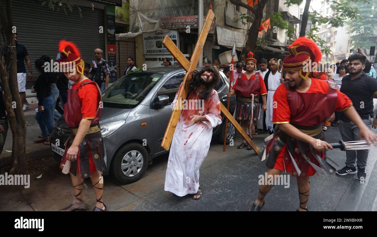 India. 28th Mar, 2024. THANE, INDIA - MARCH 29: Devotees participate in ...