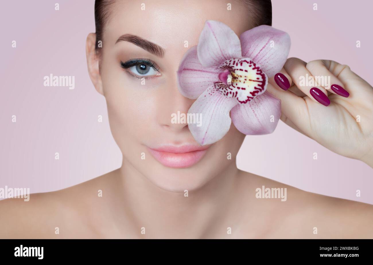 Well groomed eyebrows hi-res stock photography and images - Alamy