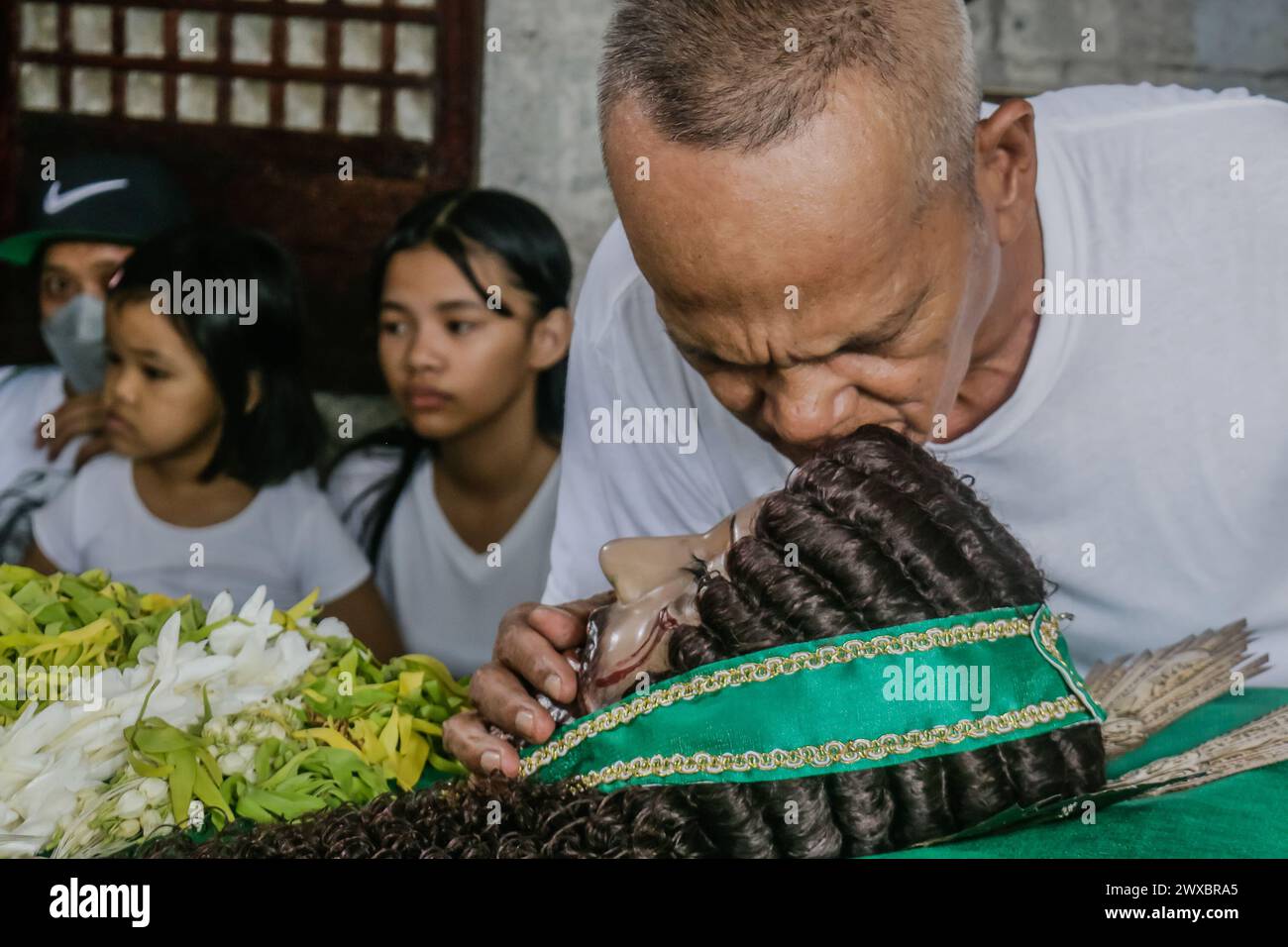 Holy week good friday quiapo hi-res stock photography and images - Alamy
