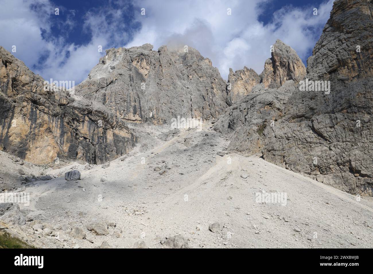 Pale di san martino hiking hi-res stock photography and images - Alamy