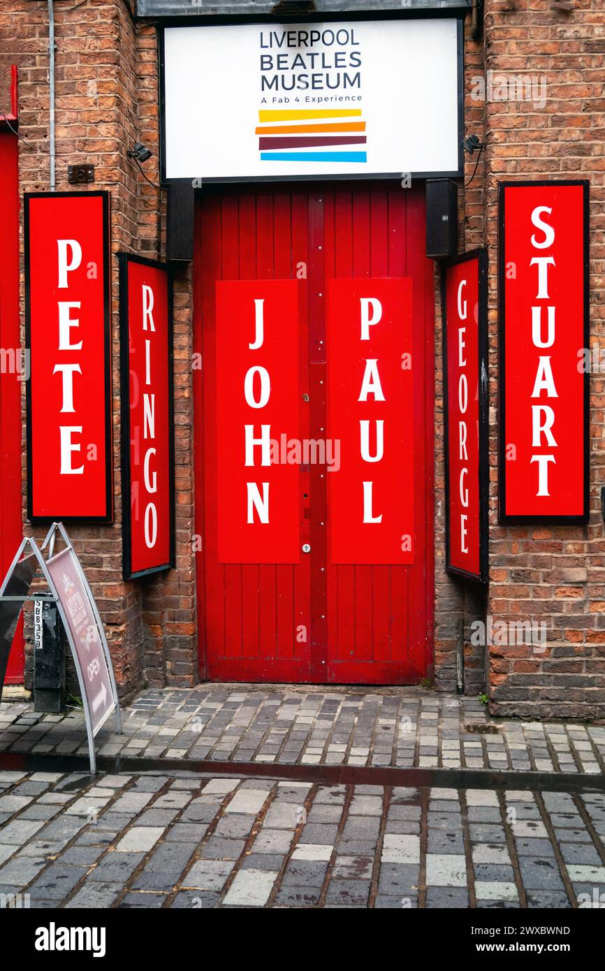 Mathew street beatles museum hi-res stock photography and images - Alamy