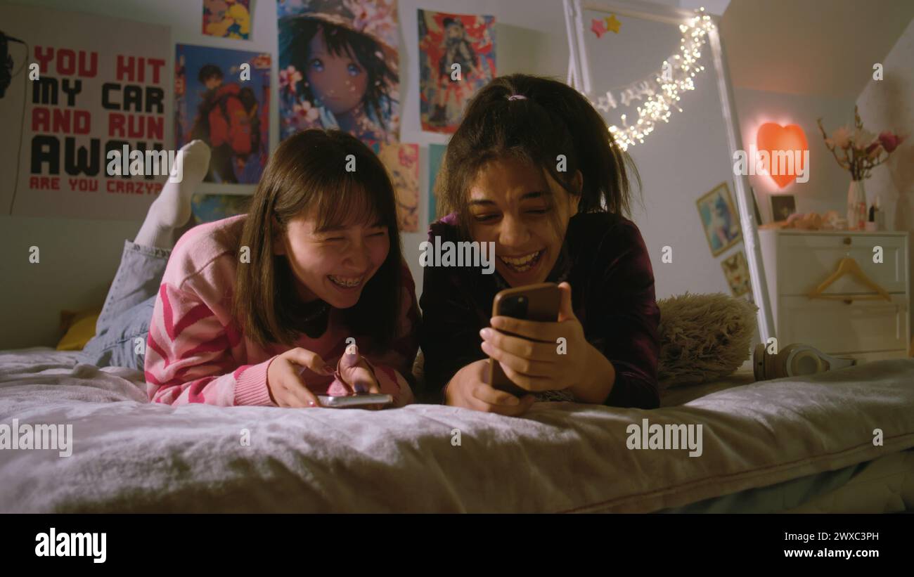 Spend time in bed hi-res stock photography and images - Alamy