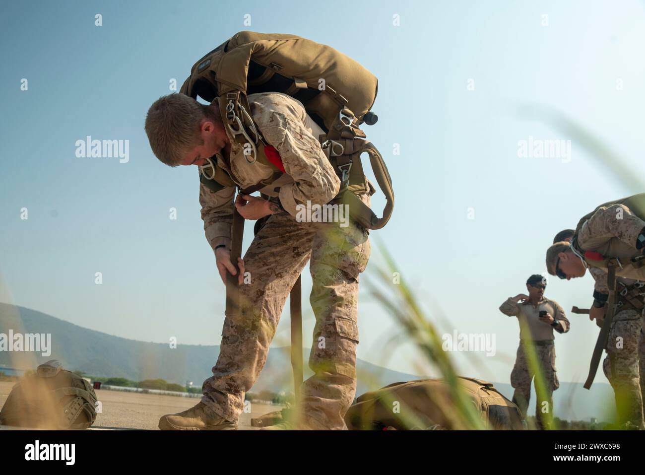 A U.S. Marine assigned to the Reconnaissance Company, 15th Marine ...