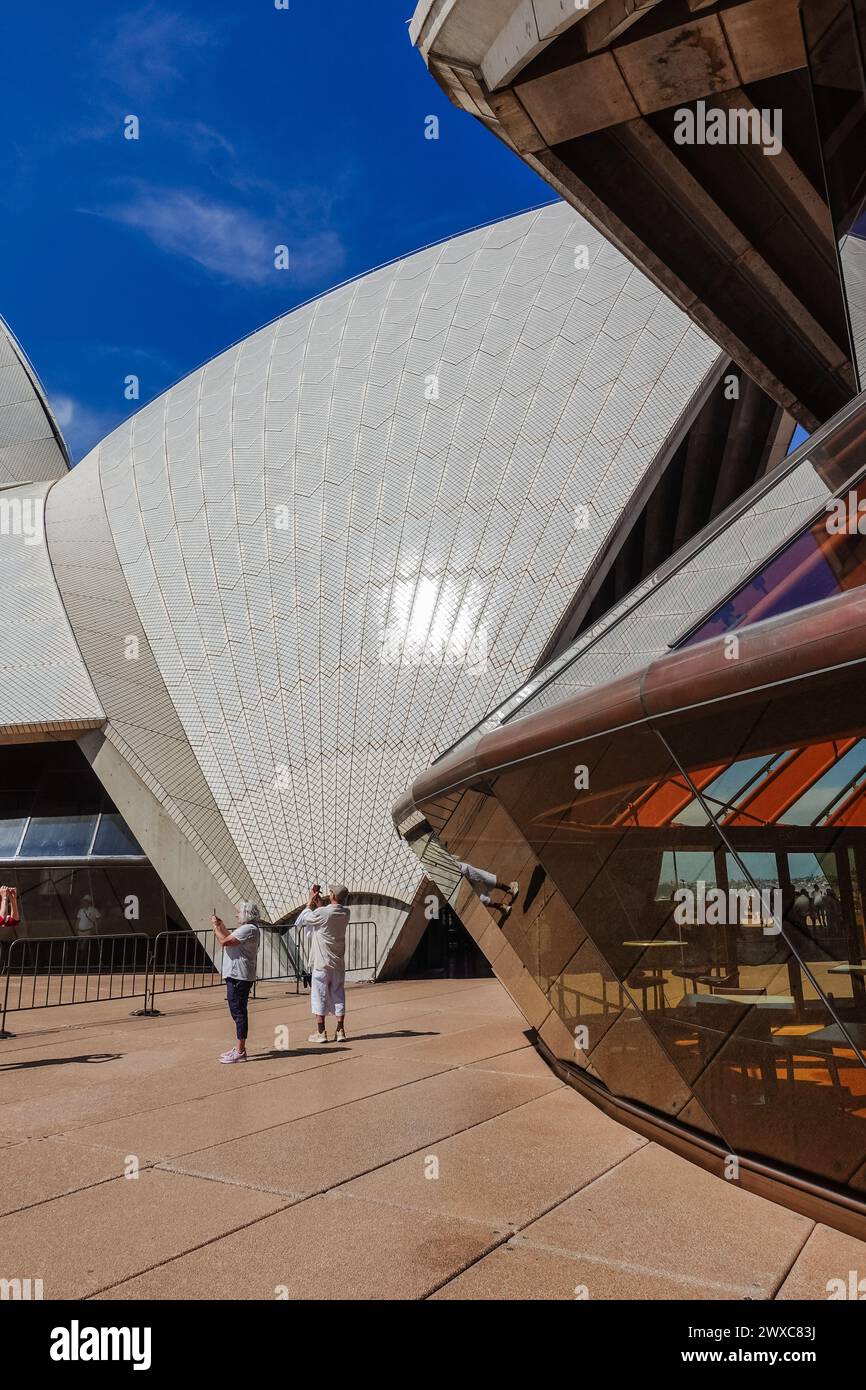 The Sydney Opera House boasts a modern expressionist design, featuring ...