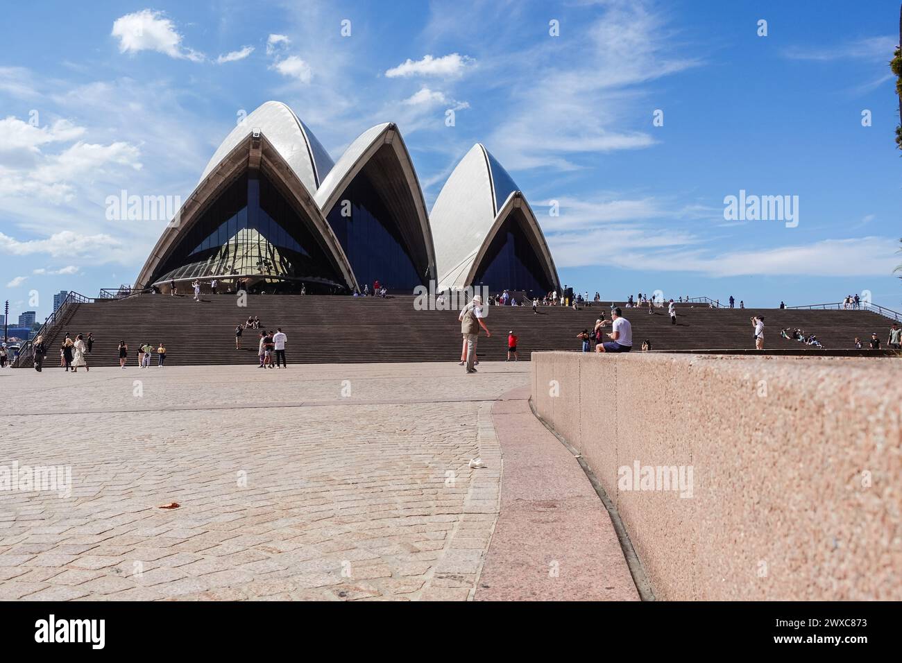 Sydney opera house in sydney hi-res stock photography and images - Alamy