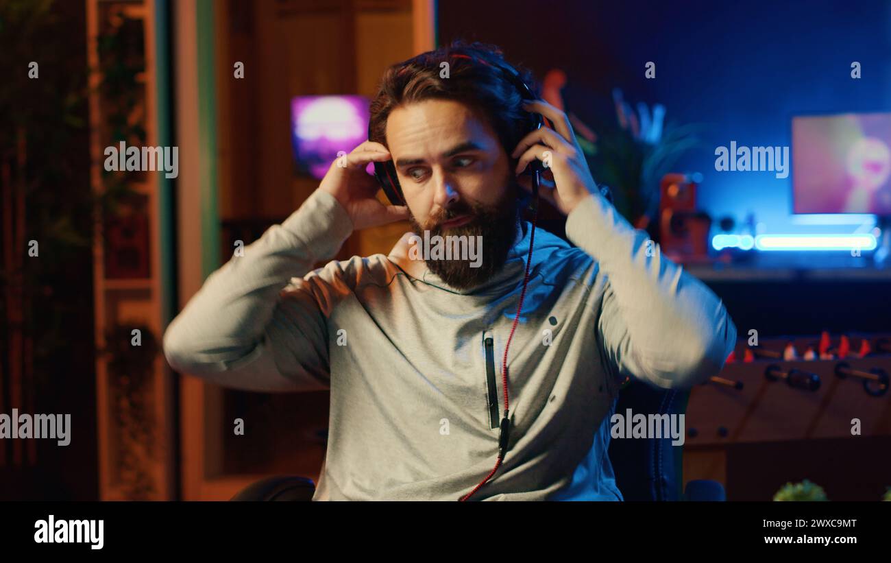 Upset gamer scolding teammates after losing competitive esports match ...