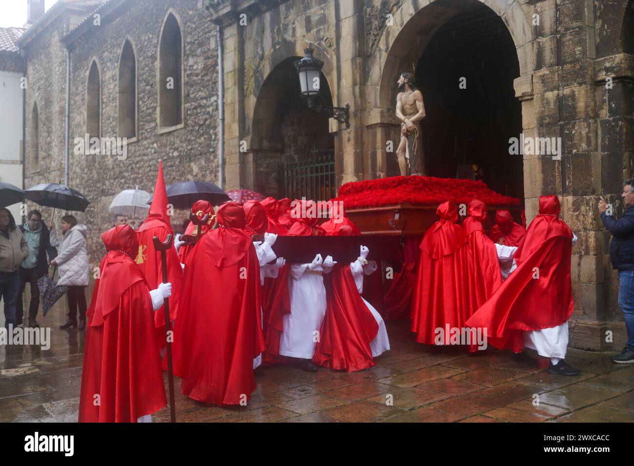 Jesus tied hi-res stock photography and images - Alamy