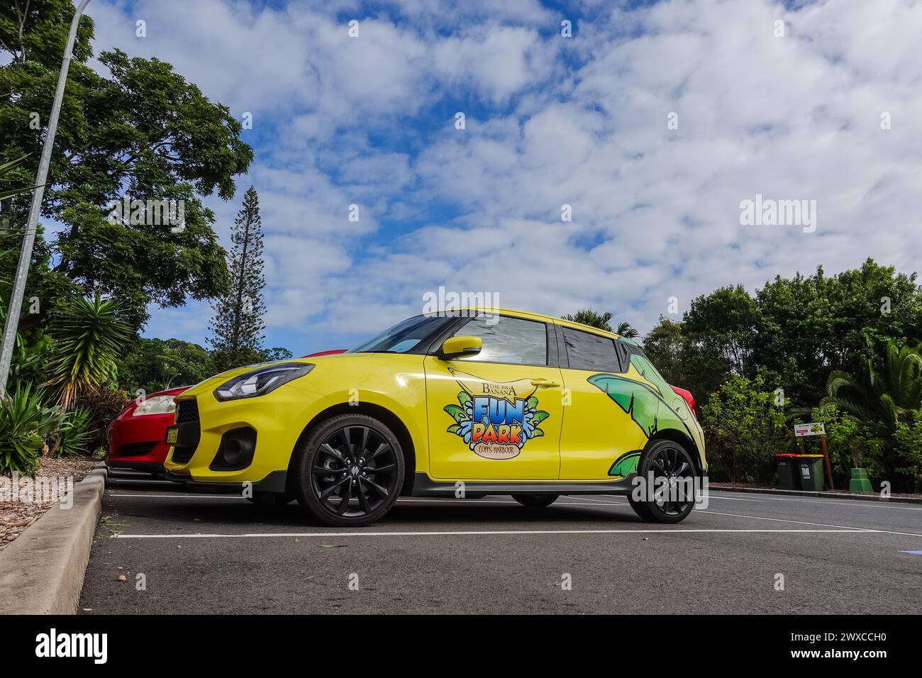 Big banana staff car hi-res stock photography and images - Alamy
