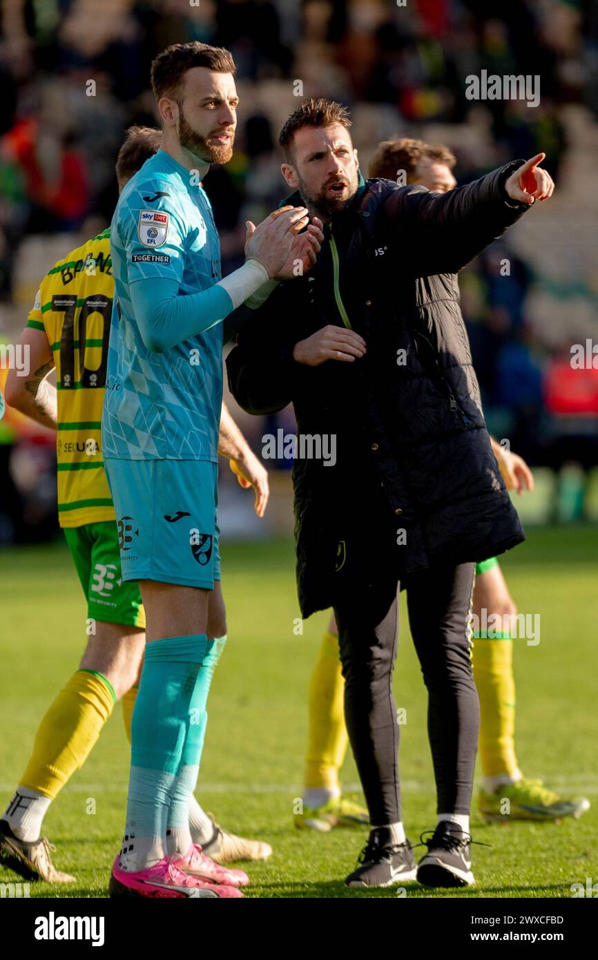 Angus Gunn of Norwich City celebrating with backroom staff during the ...