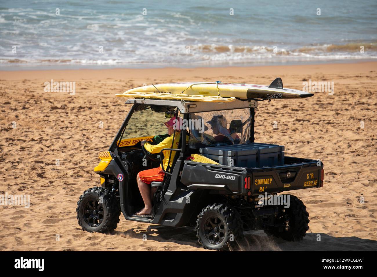 Palm Beach Sydney, Easter 2024, Surf rescue volunteers drive Summer Bay ...