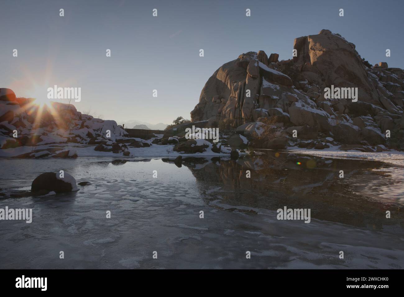 Barker dam joshua tree national park hi-res stock photography and ...