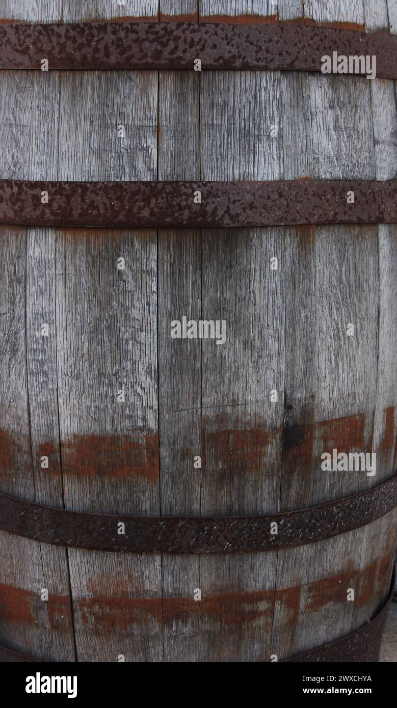 Whisky barrel fence hi-res stock photography and images - Alamy