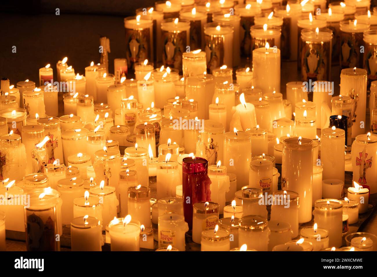 Medellin, Colombia. 28th Mar, 2024. Colombians celebrate the holy ...
