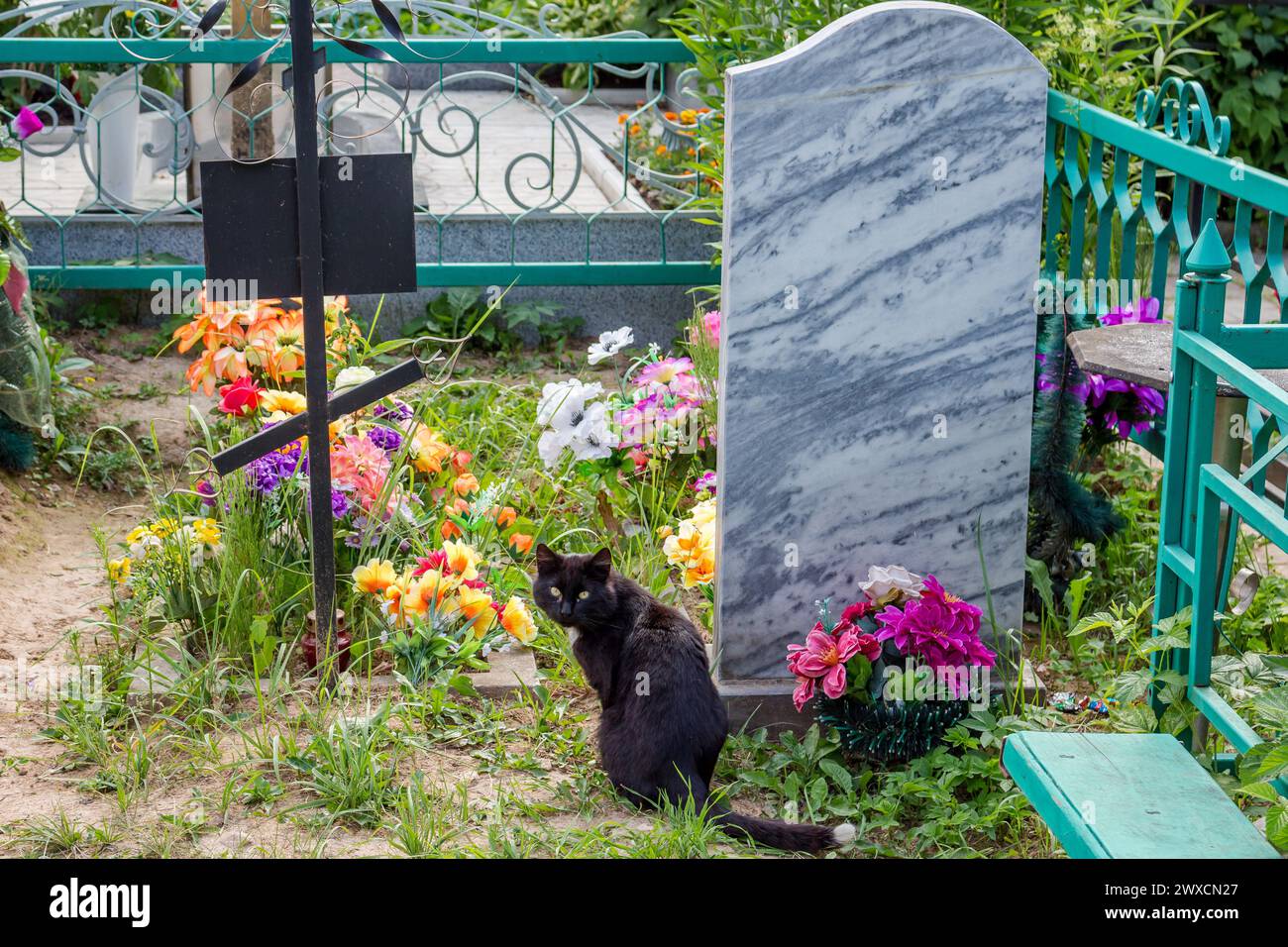A christian cemetery hi-res stock photography and images - Alamy