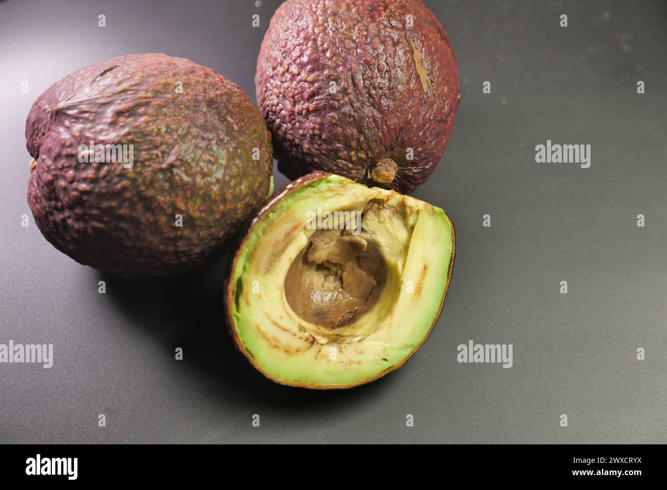 Rotten avocados hi-res stock photography and images - Alamy