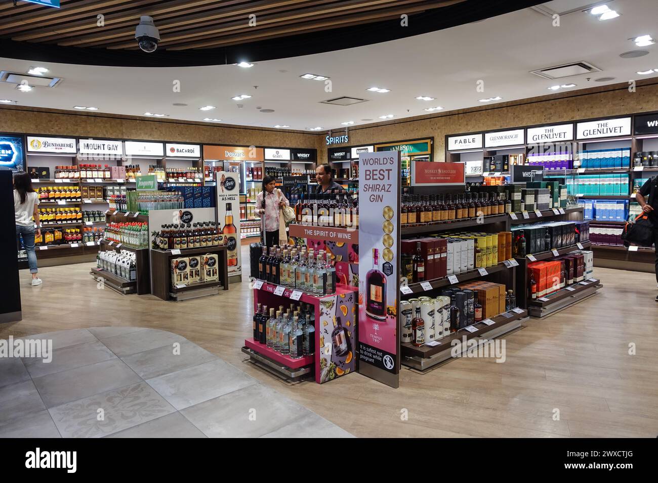 Sydney airport shopping mall hi-res stock photography and images - Alamy