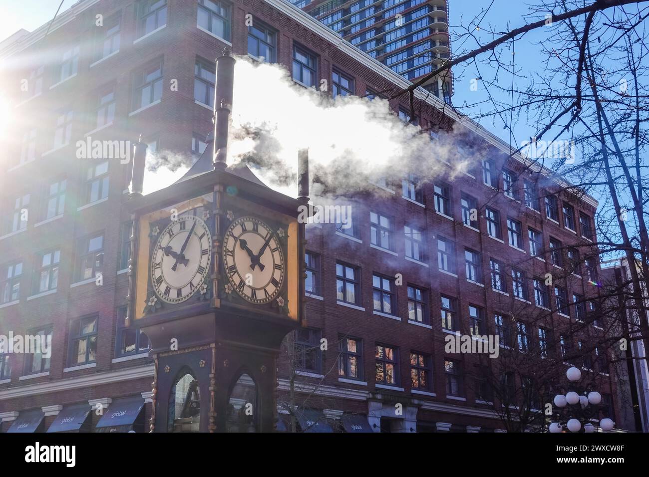 Gastown Steam Clock in Vancouver Canada Stock Photo - Alamy