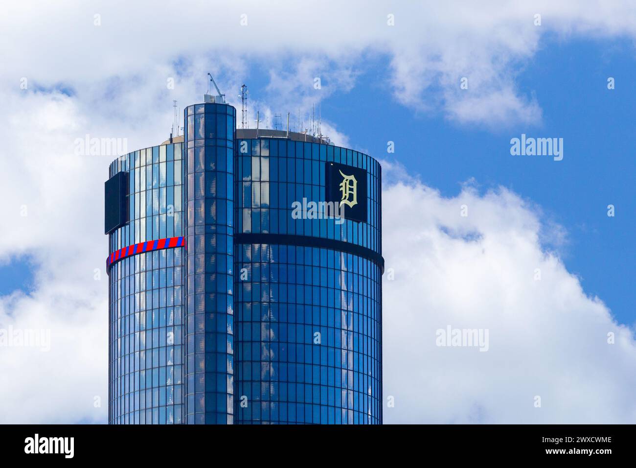 The GM (General Motors) world headquarters at the Renaissance Center on ...